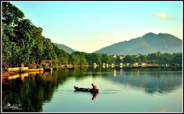 Sampaloc Lake: Banka sa Sampaloc Lake