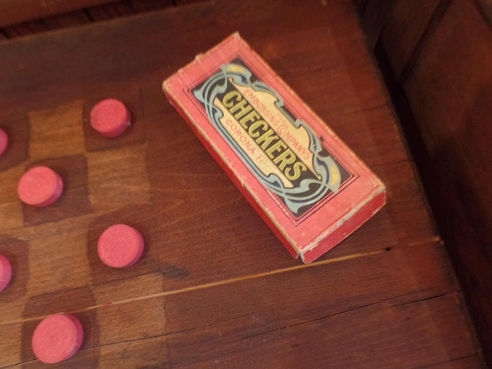 Log Cabin Antiques & Gifts: Old checkerboard table with old wooden checkers