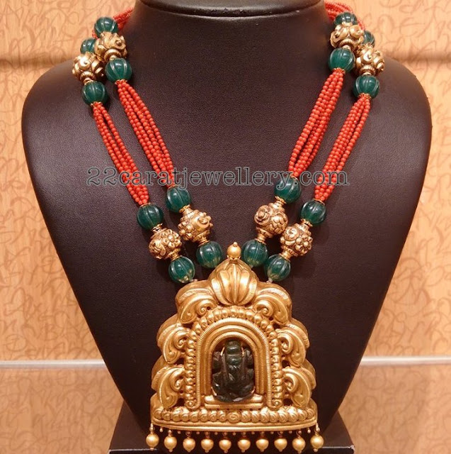 Coral and Emerald Beads Chain - Jewellery Designs