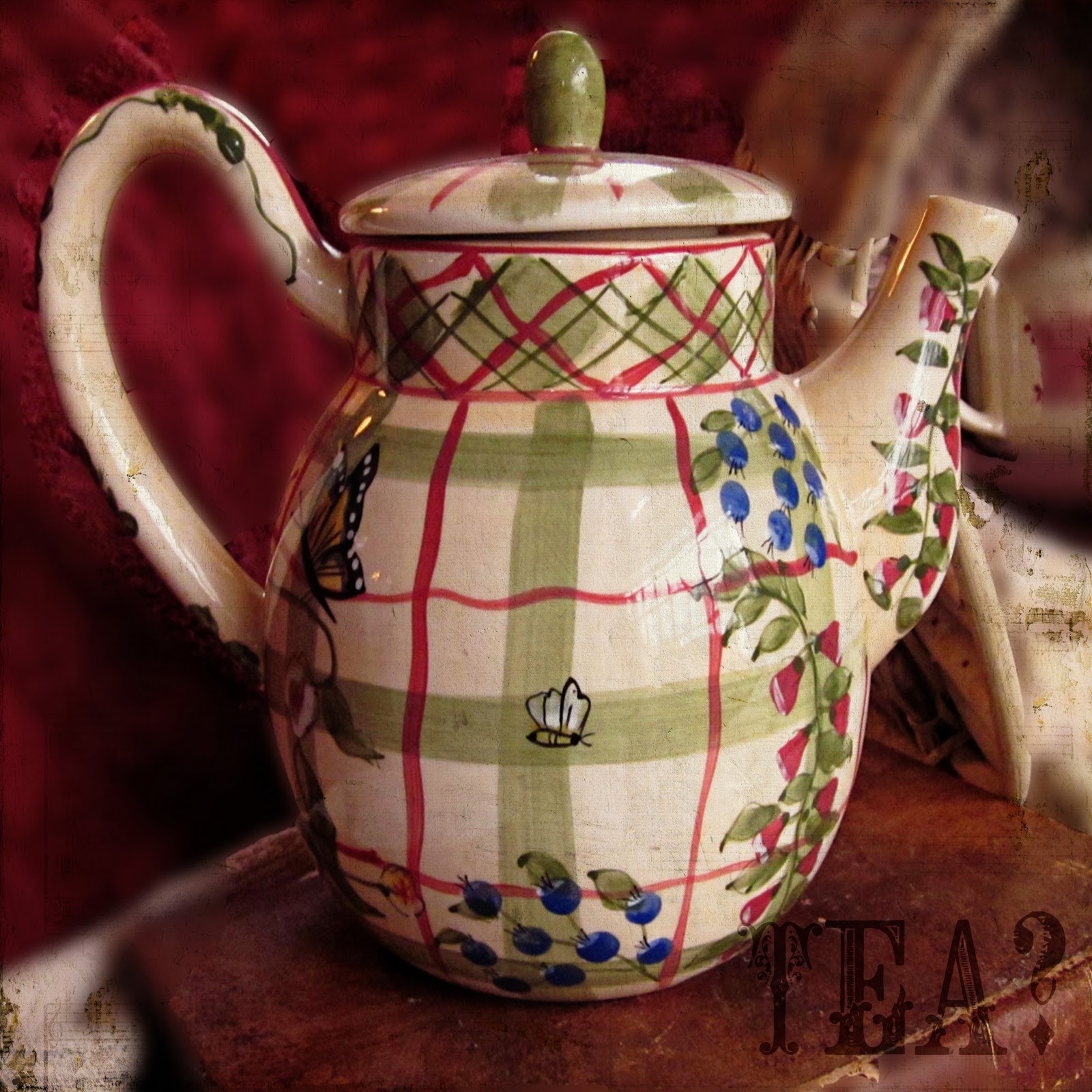 Elegant Economies: Texture Tuesday Teapot