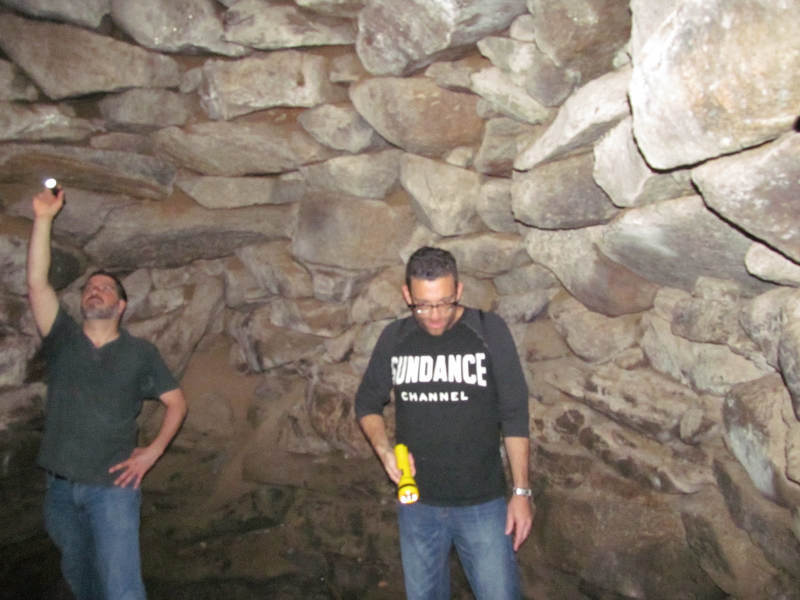 NEW ENGLAND FOLKLORE: A Visit to the Upton Chamber