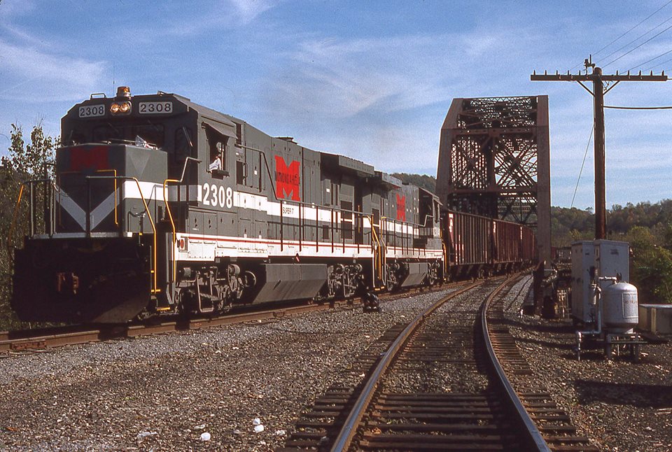 Industrial History: 1910s CSX+NS/Monongahela Bridge over Monongahela ...