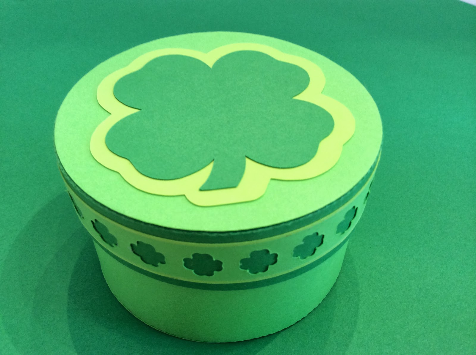 Papercrafts and other fun things: A Shamrock Trinket Box for St ...
