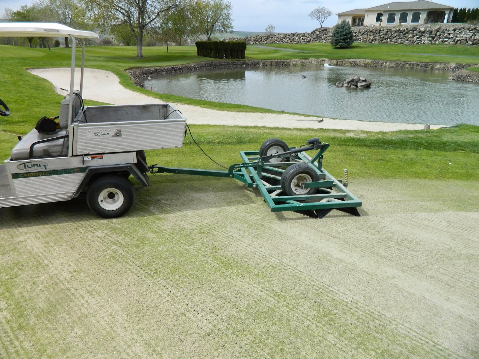 LGCC Golf Maintenance: Greens Aerification