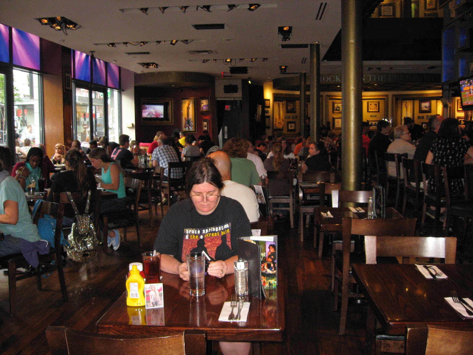 Hard Rock Cafe Road trip tour: Toronto's Hard Rock Café.August 9 2014