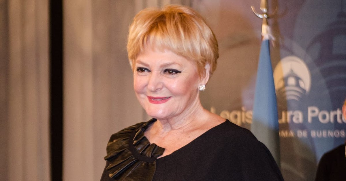 Teatros Argentinos: CLAUDIA LAPACÓ FUE NOMBRADA PERSONALIDAD DESTACADA ...