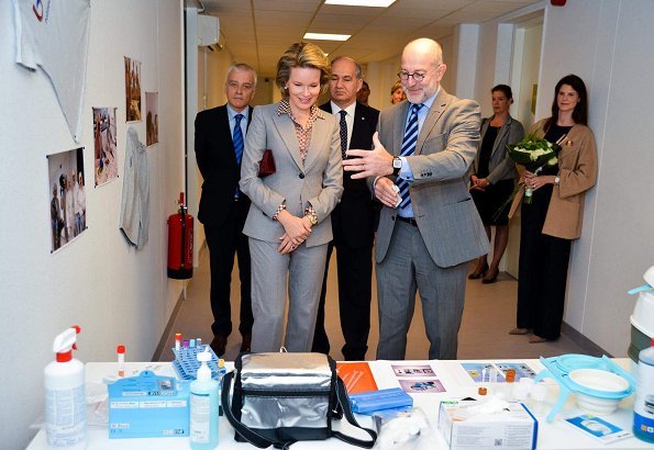 Queen Mathilde visited Poliopolis container village in Edegem