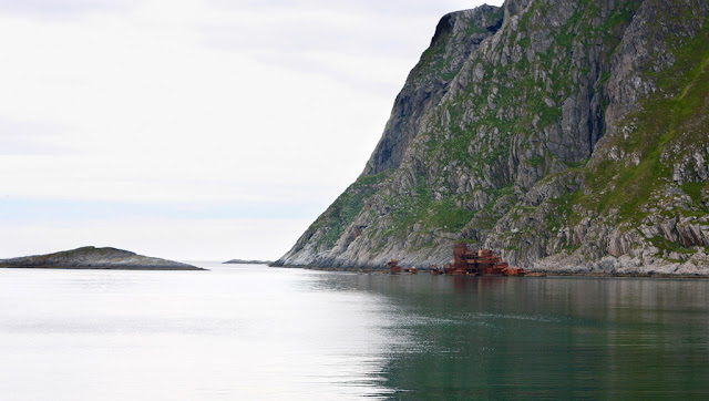 Deserted Places: The wrecked Soviet Murmansk battle cruiser