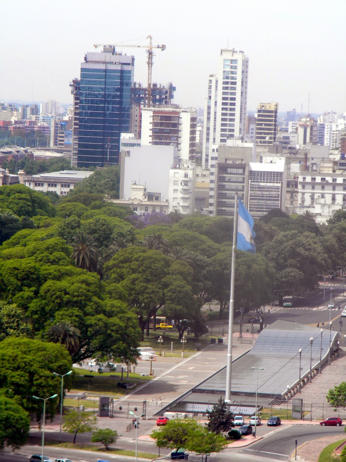 Explorador Turístico: EDIFICIO COMEGA