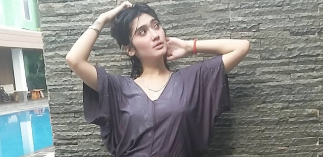 Revi Mariska, Eks Artis Indosiar Pamer Foto Vulgar di Instagram, Berikut Link Instagramnya ...