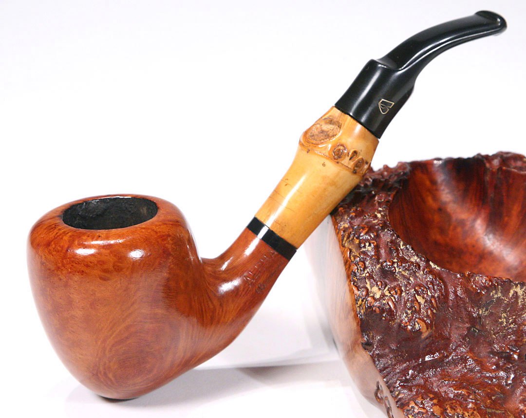 Курительные трубки.: Shalom Pipe Factory