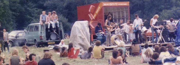 Head Duster: From the Top Drawer XXII - The Ullulators