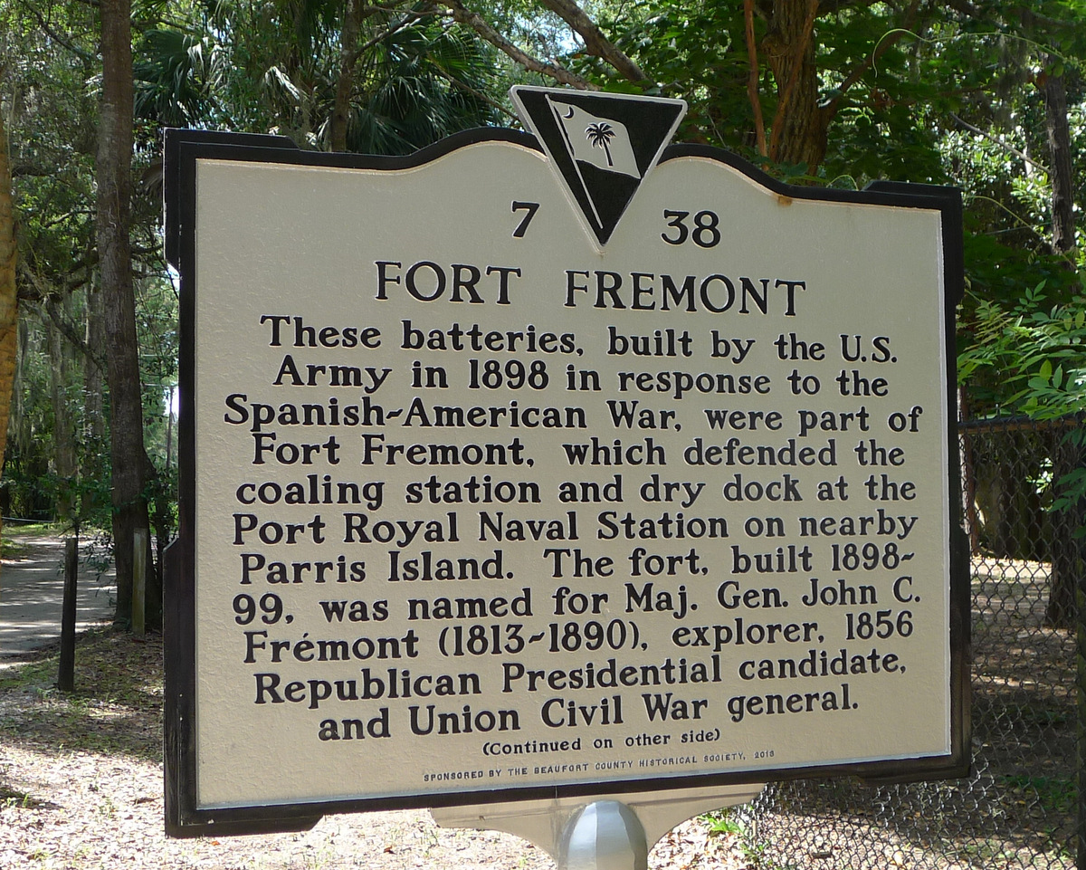 Schmetterling Aviation: The Beach