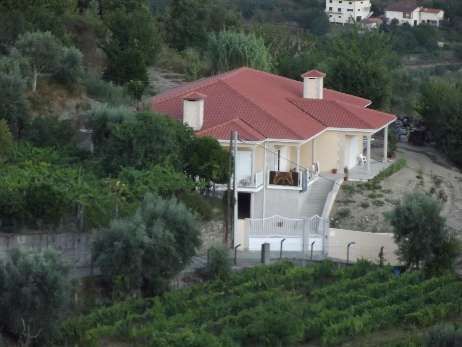 A NOSSA TERRA "FRENDE-BAIÃO"