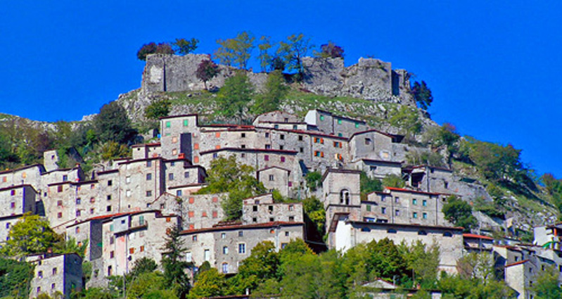 castelliere: Il castello di lunedì 20 giugno