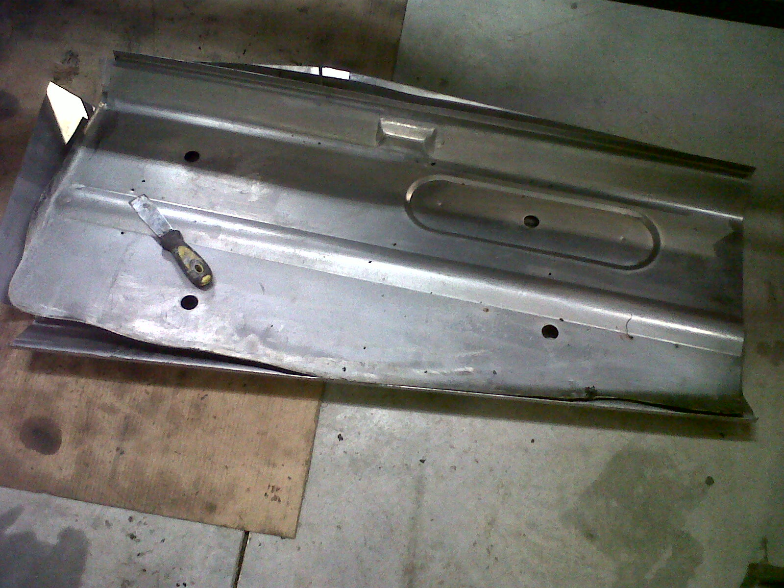 E-tek Restorations - Classics, Rods and Customs: 240Z metalwork: floors