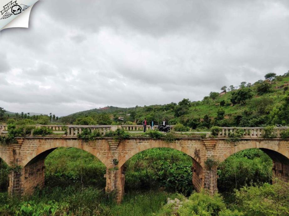 Huthridurga Fort Trek - Treasure hunt on the hill