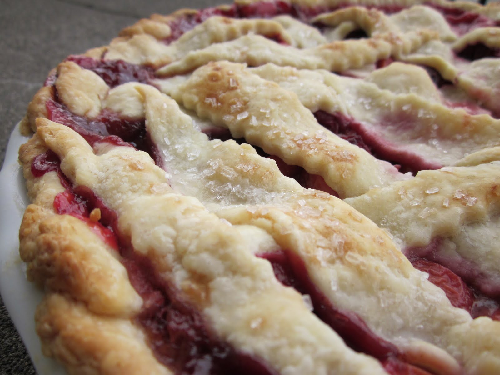 Feasty Geeks: Perfect Cherry Pie