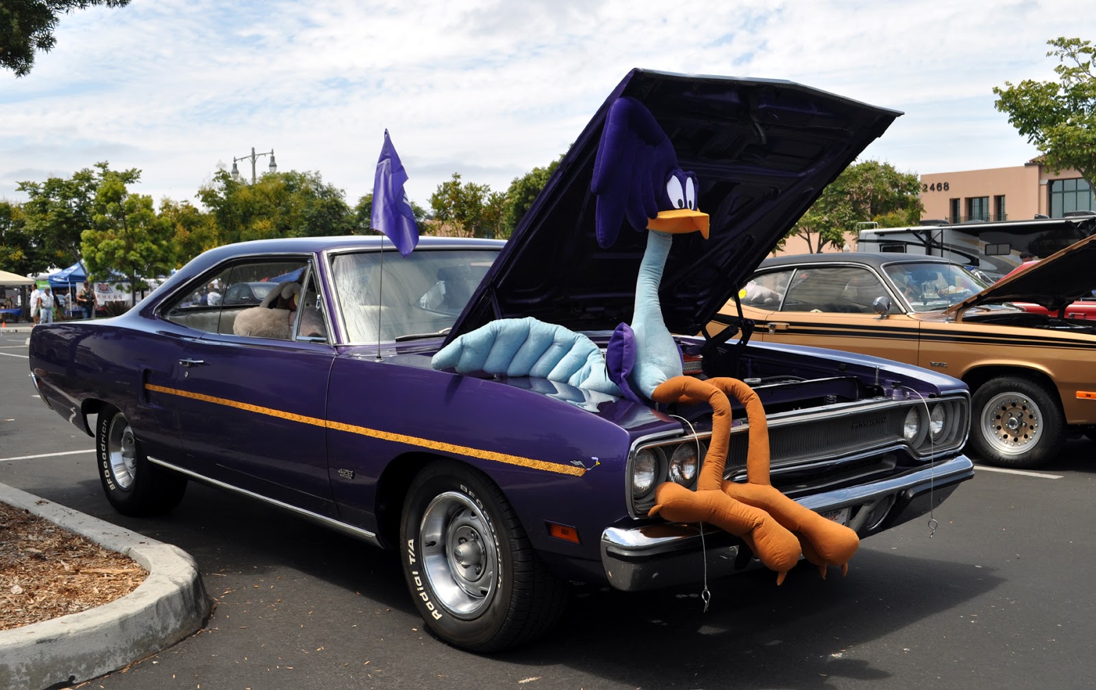 Just A Car Guy: biggest Road Runner display I've seen