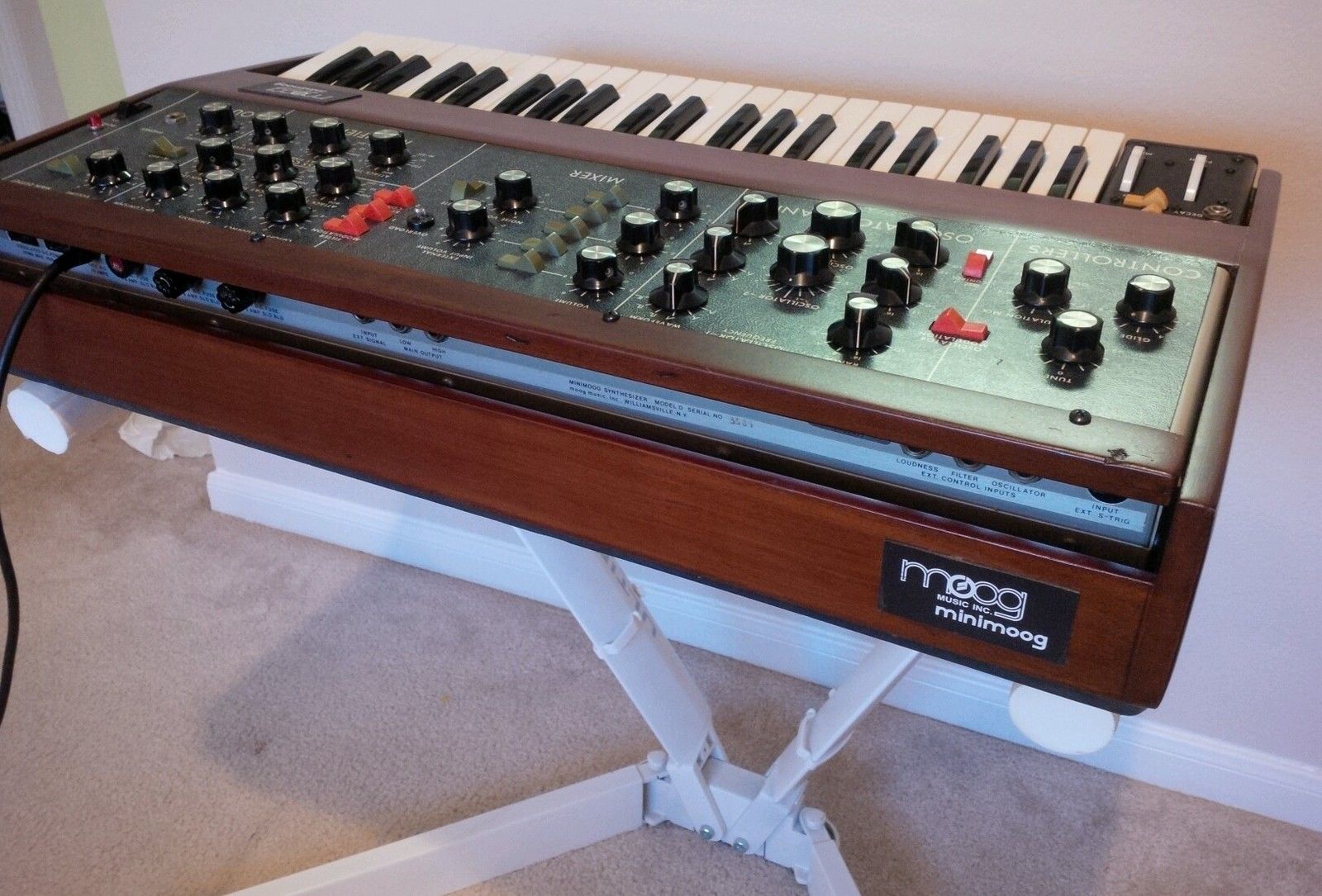 MATRIXSYNTH: Vintage 1973 Moog Minimoog Model D SN 3585