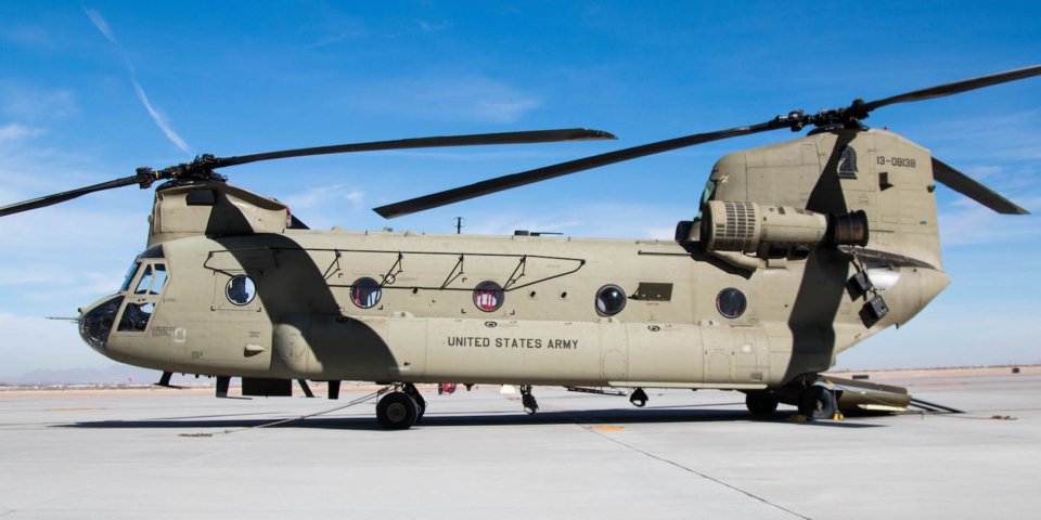 A Look Inside The Massive CH-47 Chinook Helicopter - WAR Defence and News