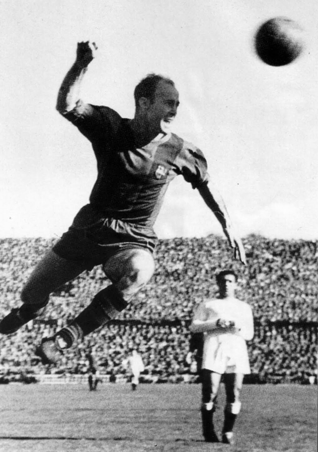 Todos los entrenadores del Real Club Celta de Vigo: CESAR RODRIGUEZ