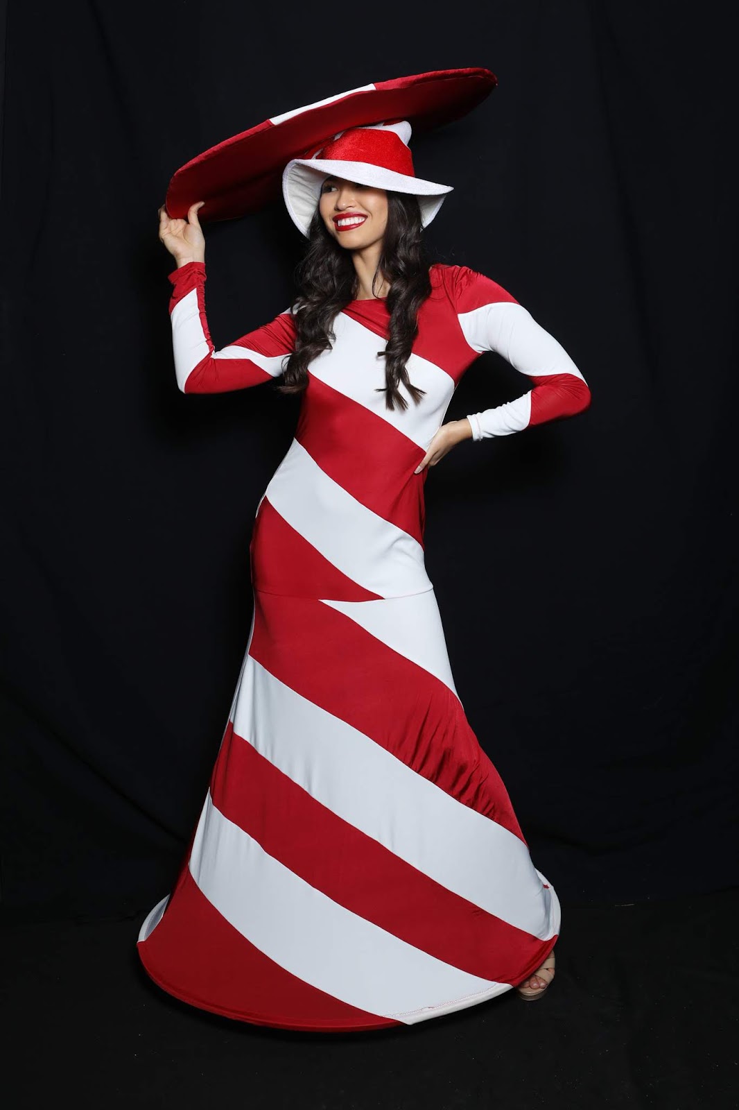 Roving Performers Australia: Santa Human Statue