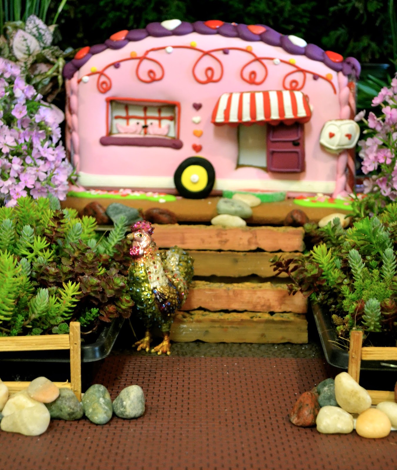 THE FRENCH HUTCH: SUGAR SHACK