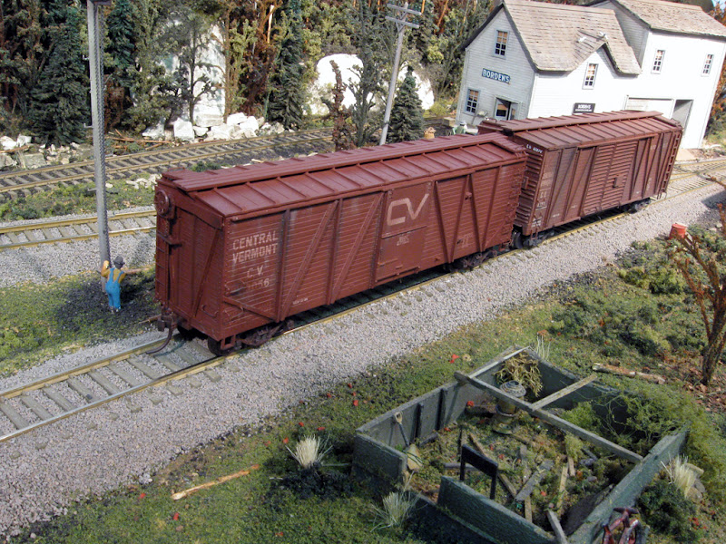 White River Division: CV Accurail Boxcar