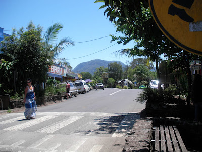 anna maria: Nimbin, marijuana capital of Australia