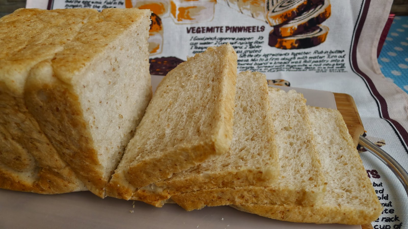 Veronica's Kitchen: Agar-Agar strips Bread - 寒天吐司