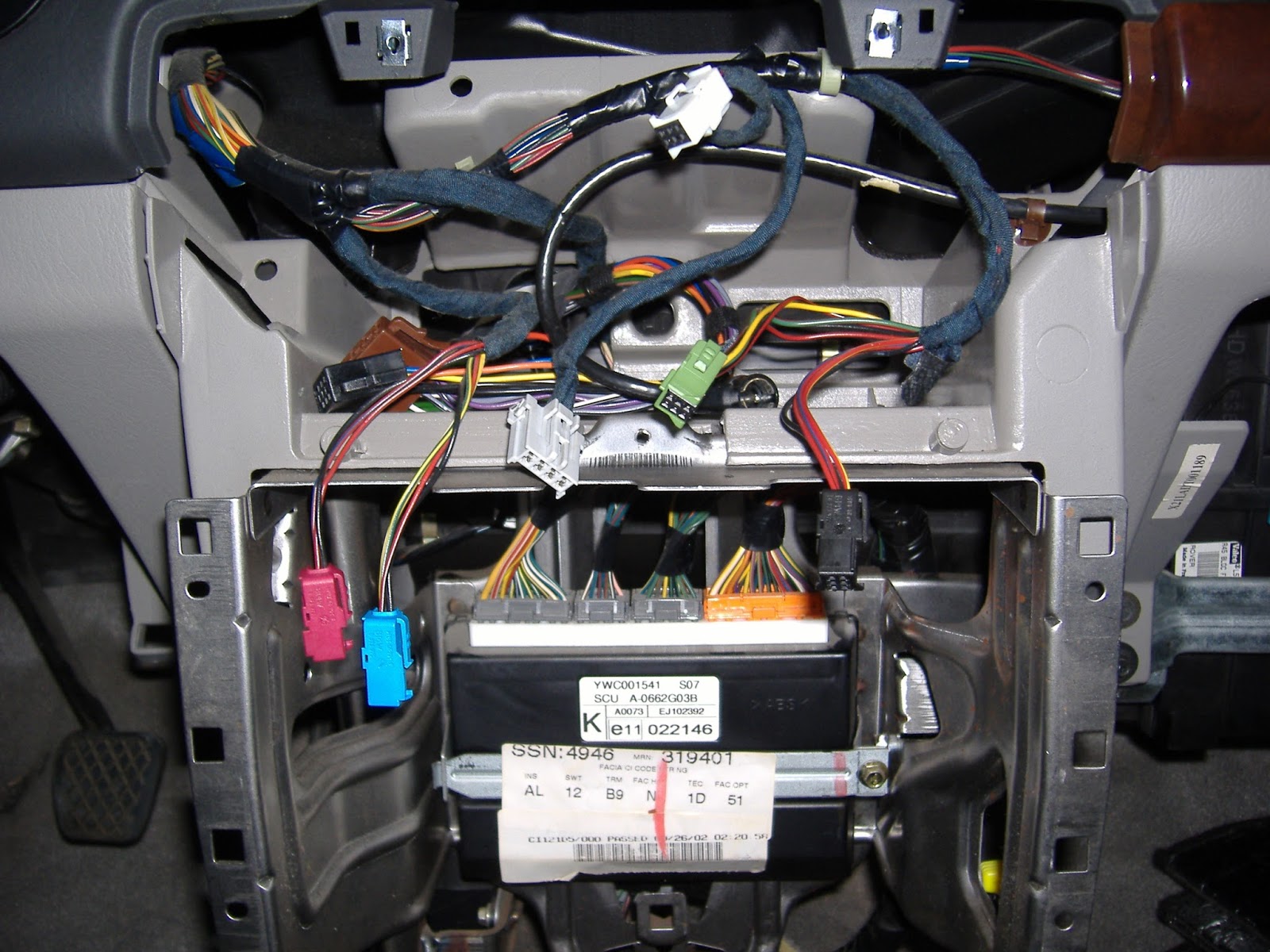 Rover 45: Multi Function Unit (MFU) Rover 45 (Relés Pektron)