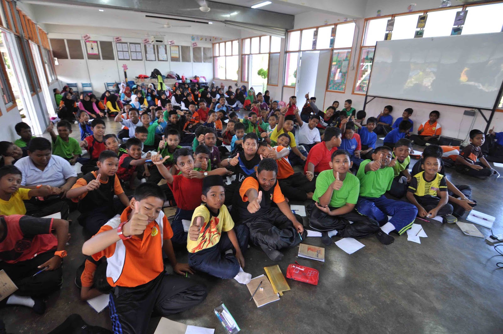 PROGRAM MOTIVASI SEKOLAH-SEKOLAH PESISIRAN SUNGAI JOHOR DAERAH KOTA ...
