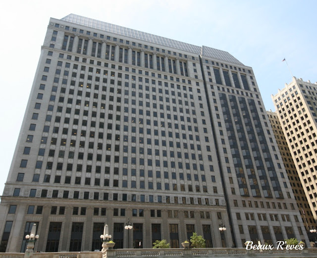 Beaux R'eves: Enjoying Chicago Architecture with a Little bit of Retail ...