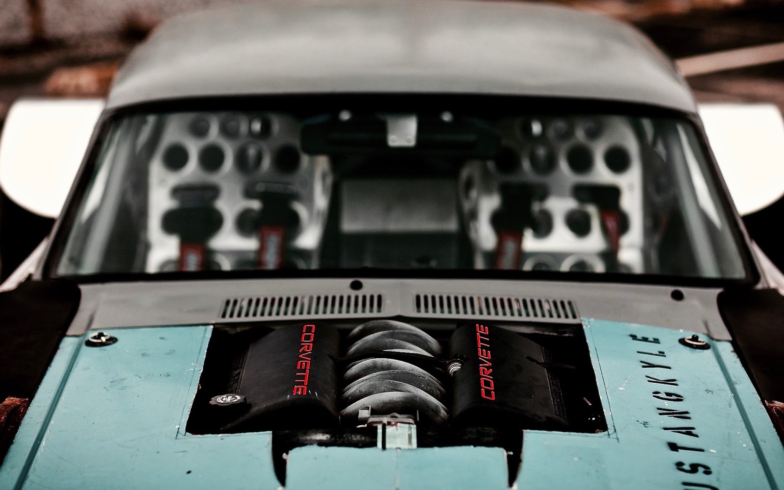 Mustang V8 - Inazuma café racer