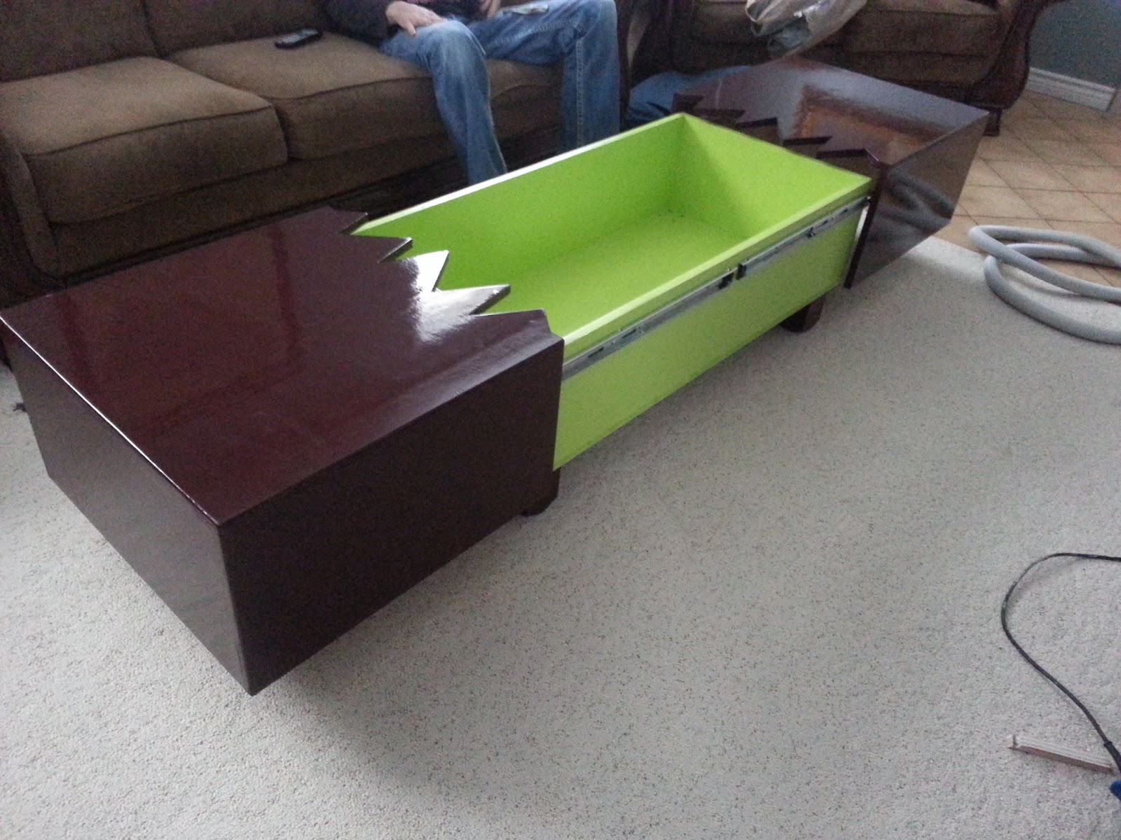 Do It Yourself Builds: How to Build a Custom "Earthquake" Coffee Table