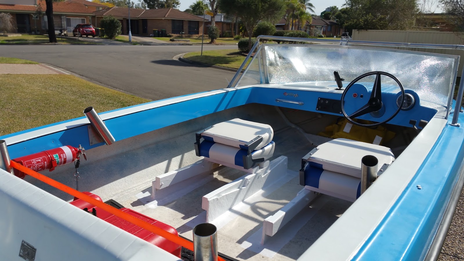 1968 PRIDE STARFIRE RUNABOUT