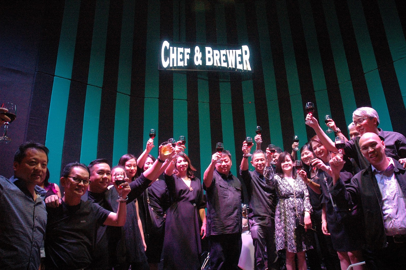 DUDE FOR FOOD: Good Vibes by the Bay: Chef & Brewer Opens at Blue Bay Walk