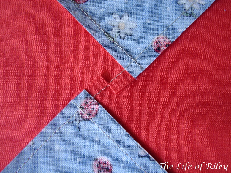 The Life of Riley: Flying Geese Block Tutorial