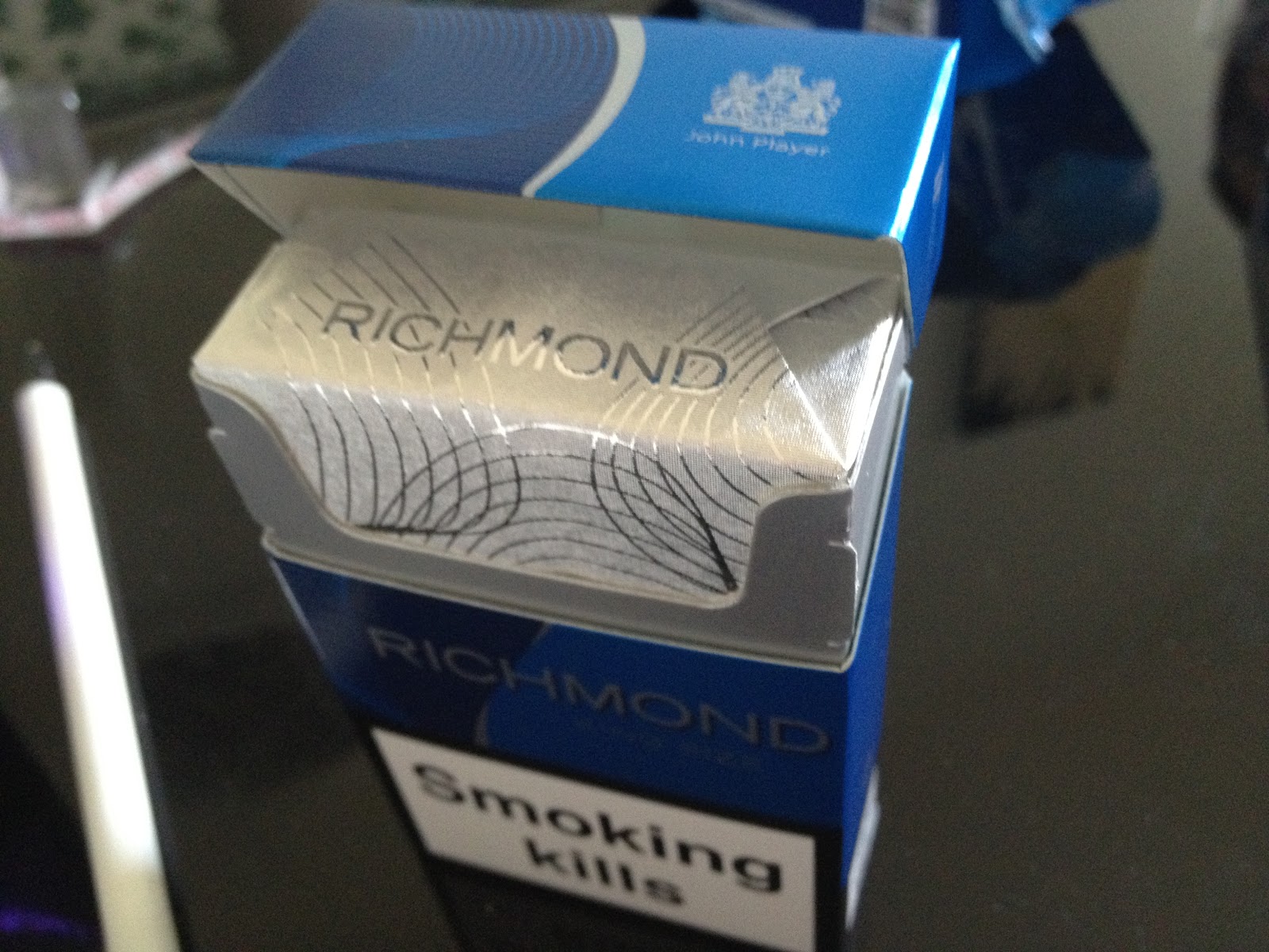 Sarah Pritchard - Design Practice: Smoking - Cigarette Packet