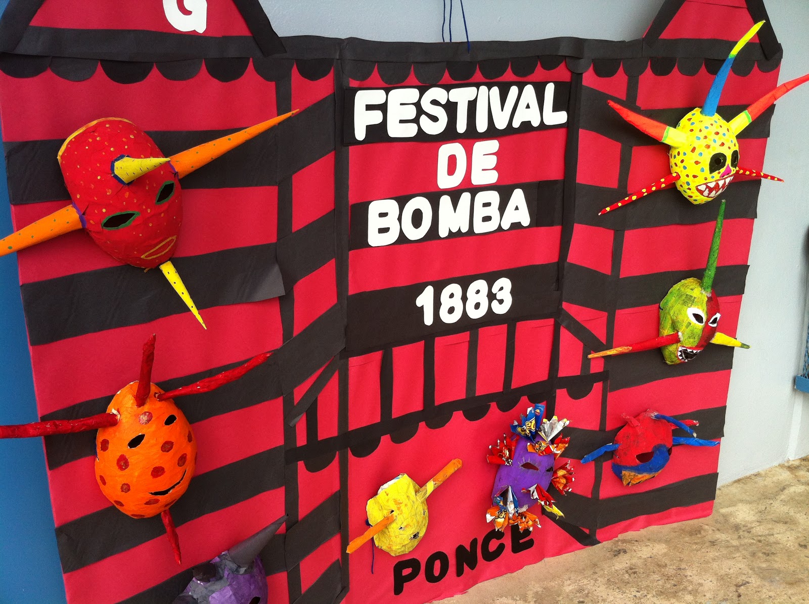 Biblioteca Ana Vizcarrondo de Túa: Competencia de carteles