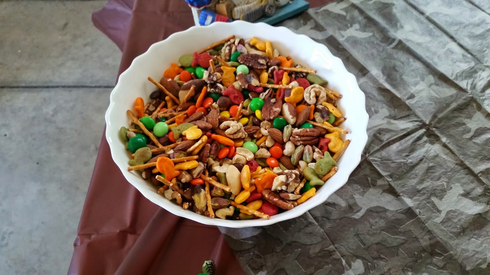 Stitches Thru Time: Camo or Duck Dynasty Themed Party - Food