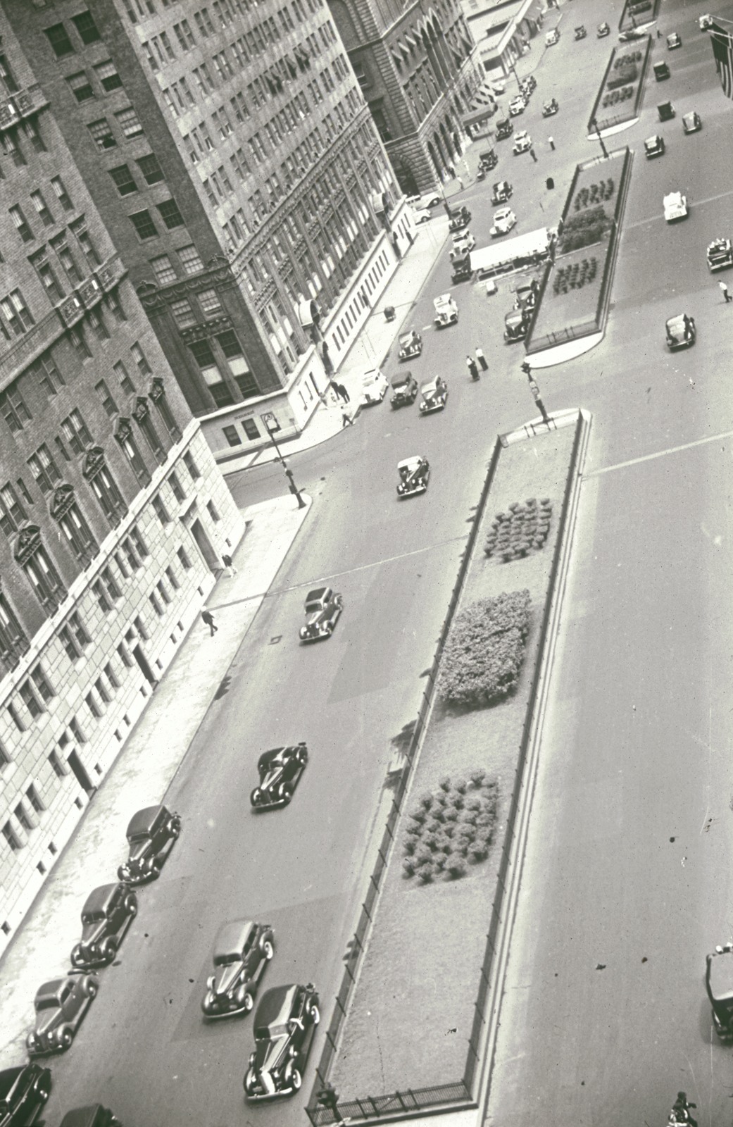 27 Rare and Amazing Photographs of New York City in 1938 ~ Vintage Everyday