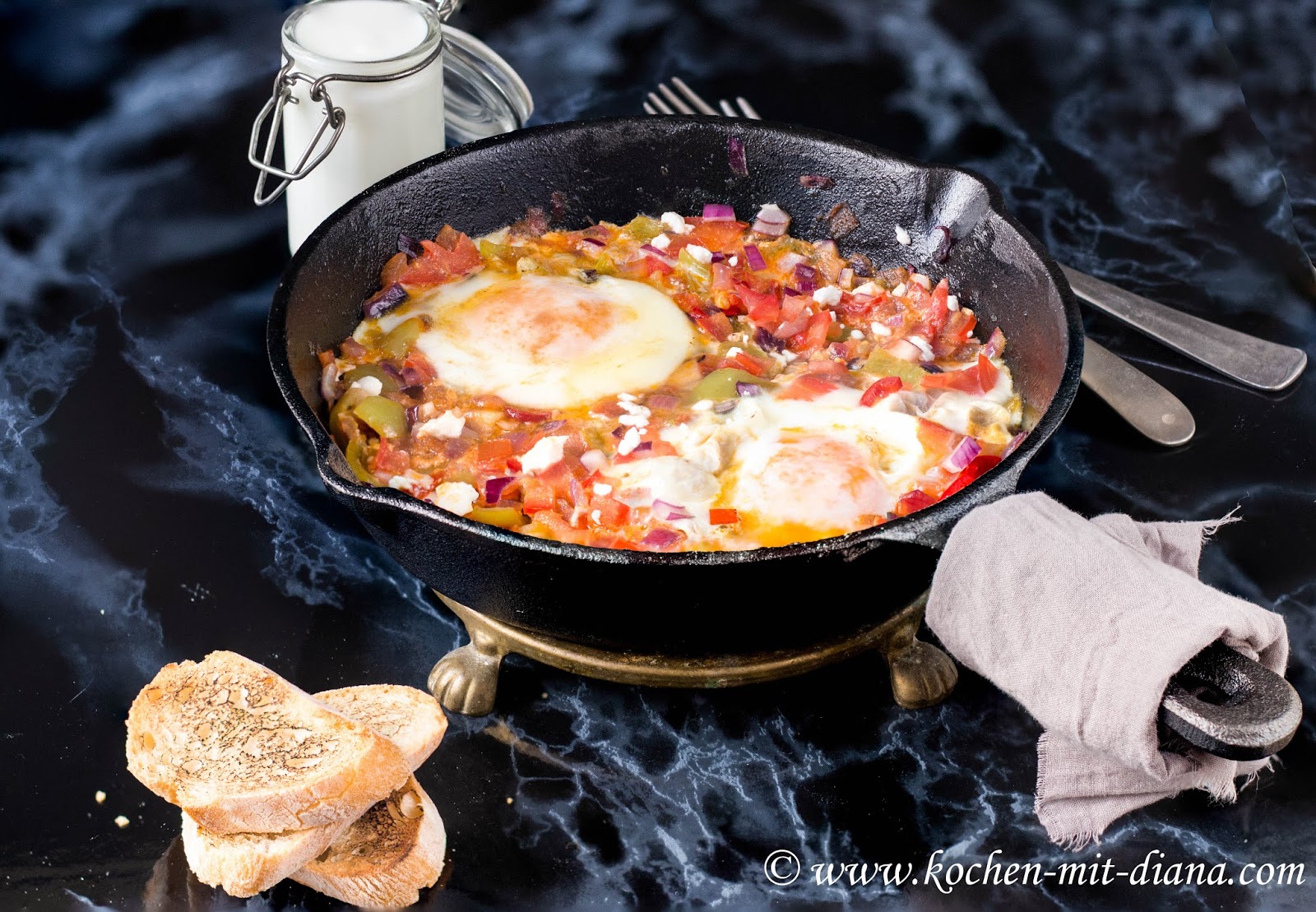 Menemen - Cooking with Diana