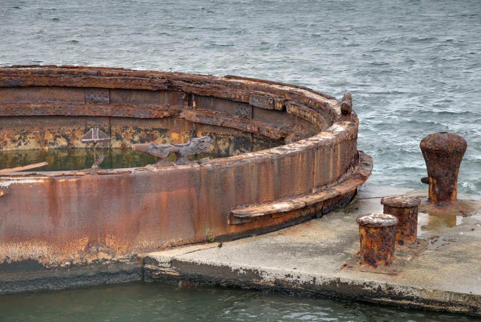Share our Photos: Detail of the USS Arizona