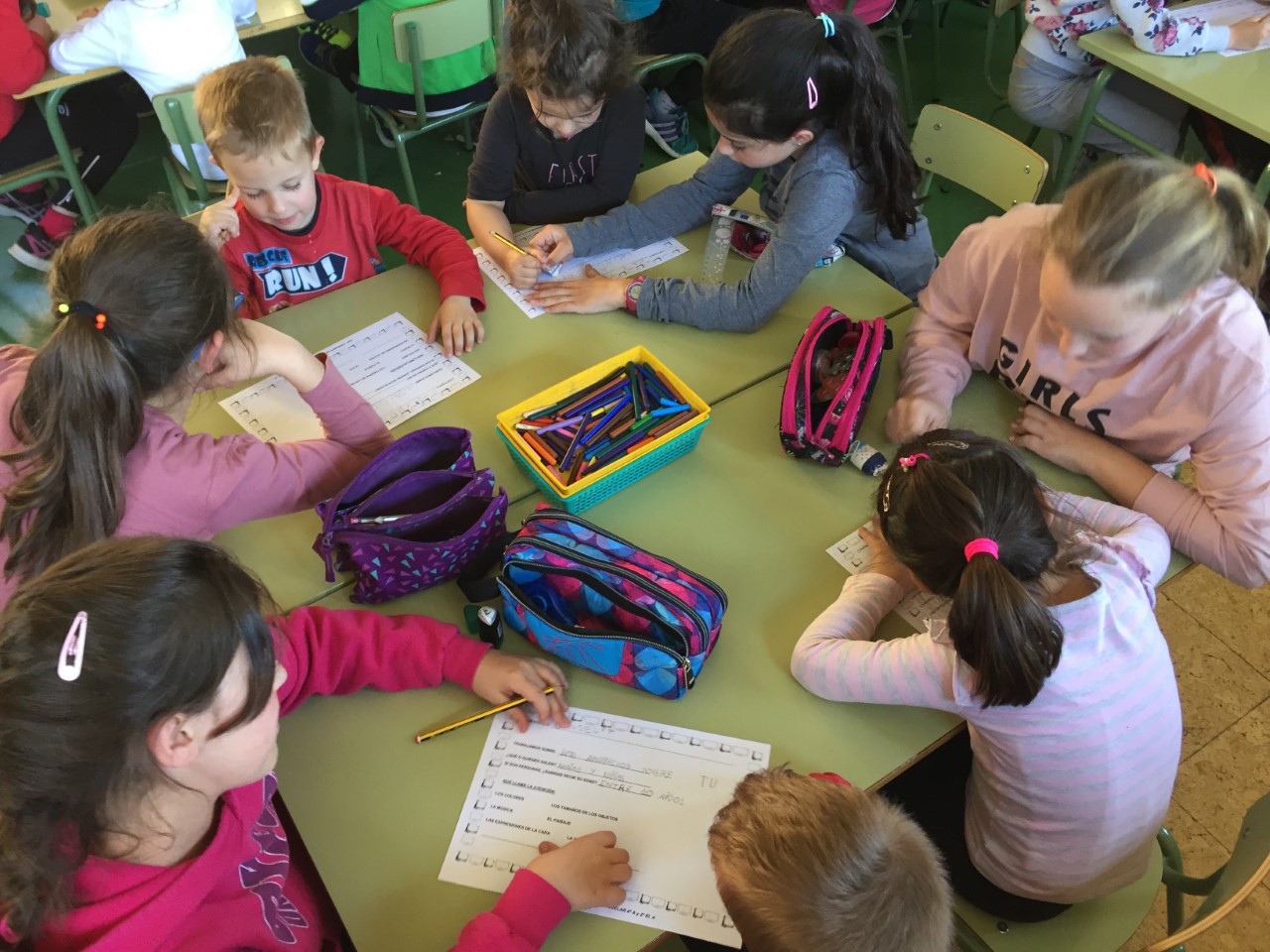 TRABAJO INTERNIVELAR: DESARROLLANDO EL SENTIDO CRÍTICO