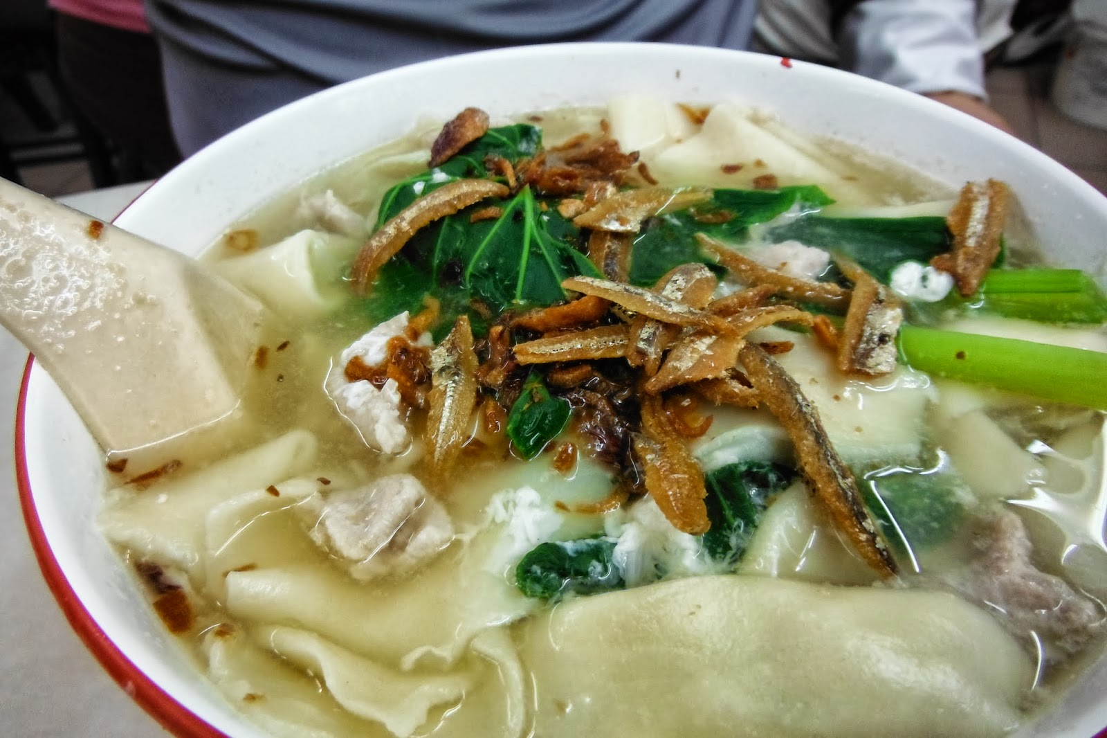 haPpY HaPpY: Fatty Mee Hoon Kuih 大肥面粉糕 at Berkeley Garden, Klang