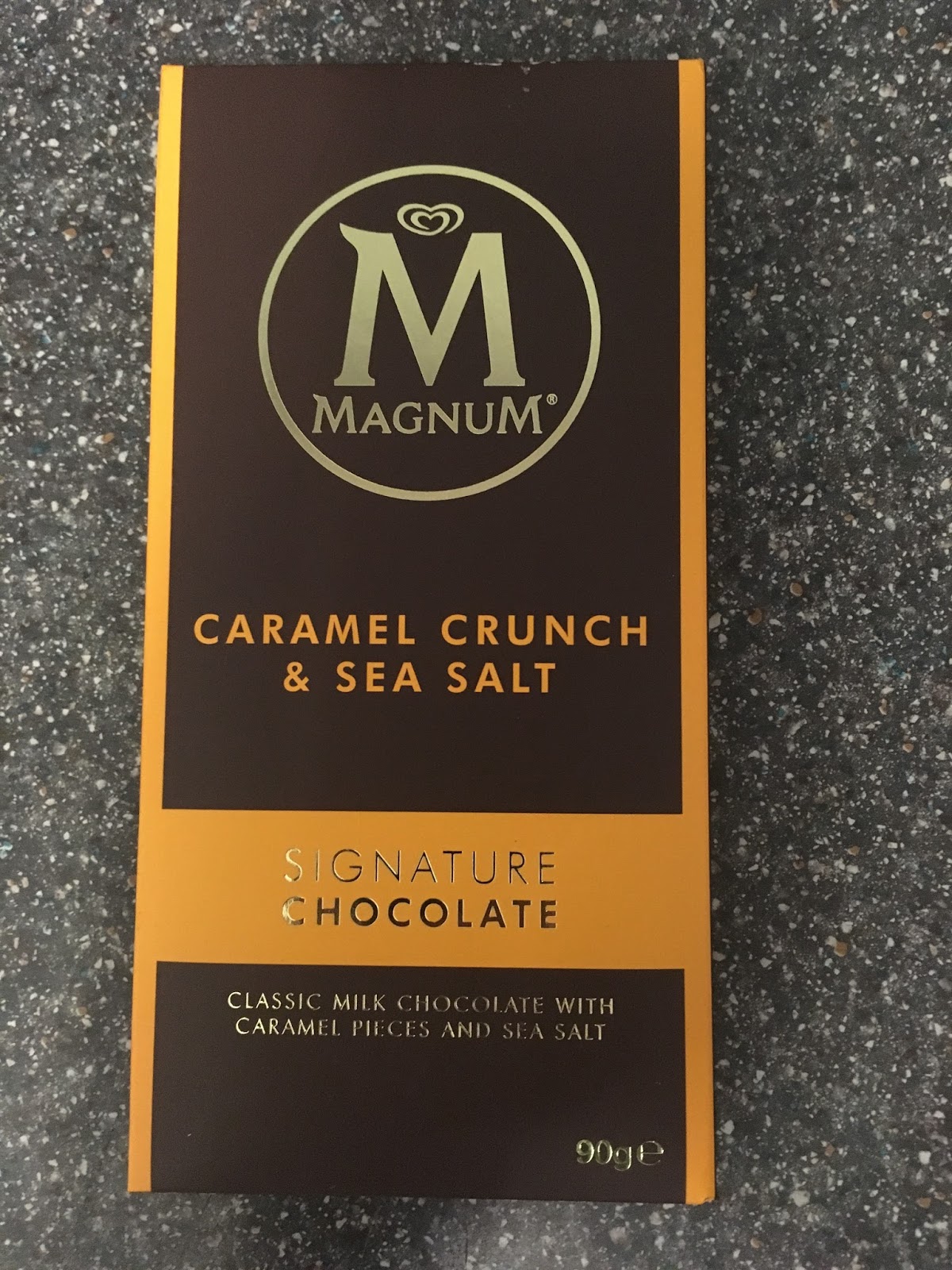 A Review A Day: Today's Review: Magnum Caramel Crunch & Sea Salt Chocolate