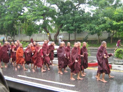 Myanmarpedia: 23/09/2007 Monks Marching Timeline