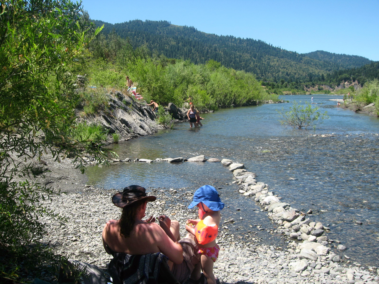 Minimum Mama: River Fun and Foraging
